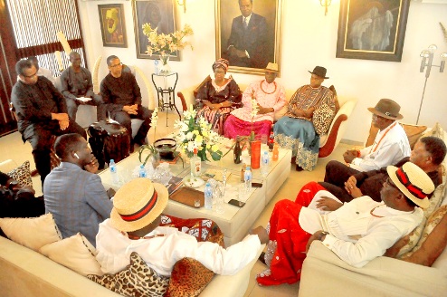 Urhobo Social Club Lagos Commiserate With Senator Dafinone’s Family In ...